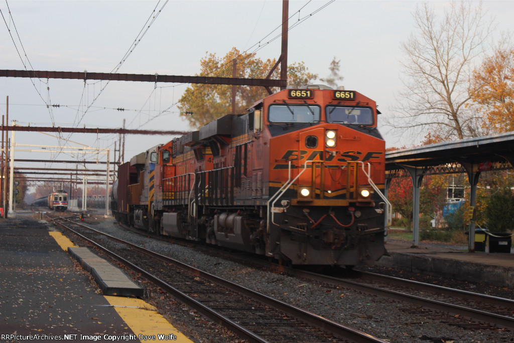 BNSF 6651